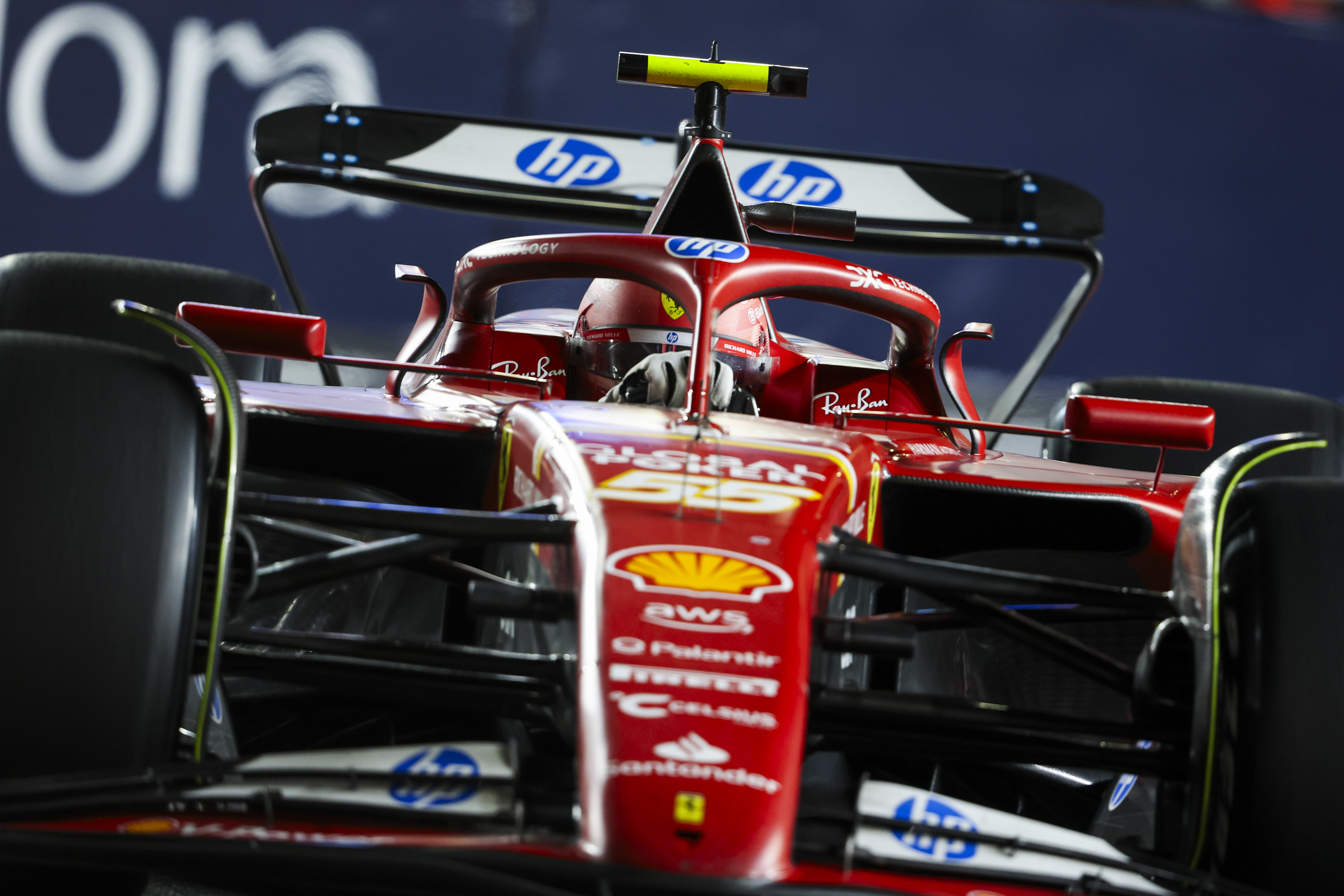 Internal battles and poor race management for Ferrari: "Nobody is happy ...